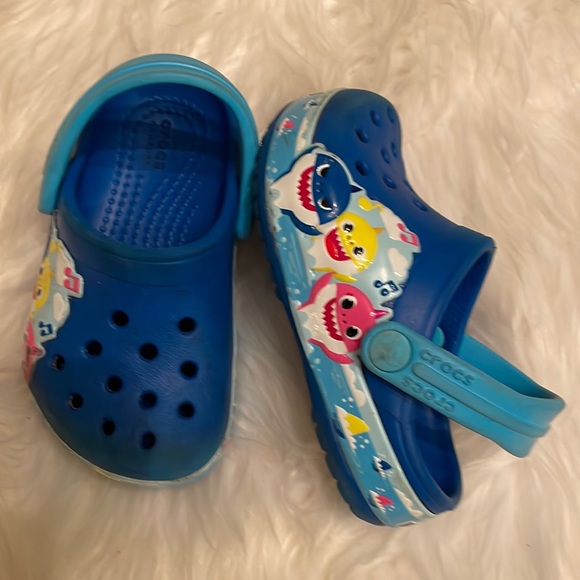 CROCS | Shoes | Crocs Baby Shark Shoes Sz C6 | Poshmark